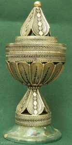 Perfume Bottles: Byzantine, Islamic, Venetian Middle Ages - Wysinfo
